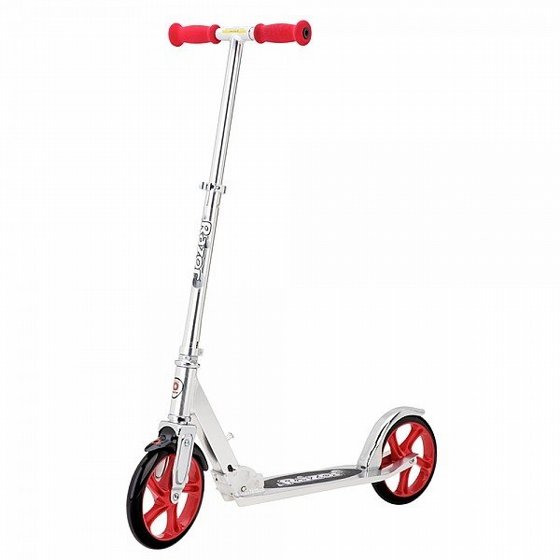 קורקינט A5 מבית RAZOR